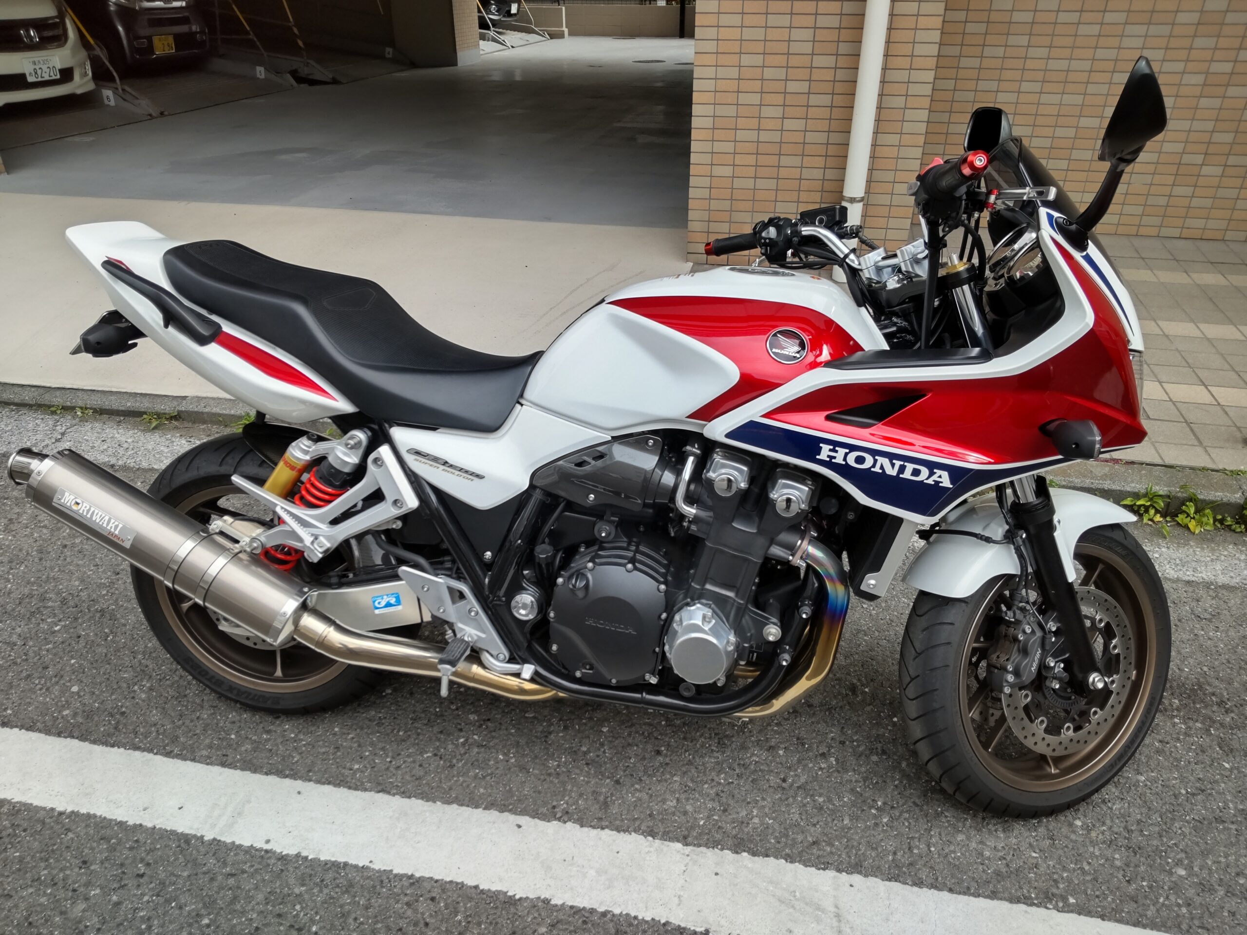 HONDA CB1300スーパーボルドール Eパッケージ 買取 - バイク買取ならバイク買取ならバイク査定ドットコム